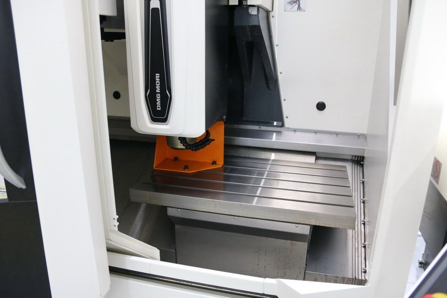 CNC Auction - DMG MORI - CMX 600 V #261A