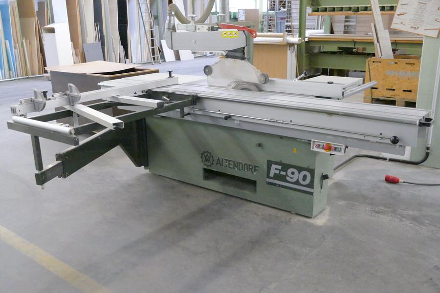 CNC Auction - ALTENDORF - F 90