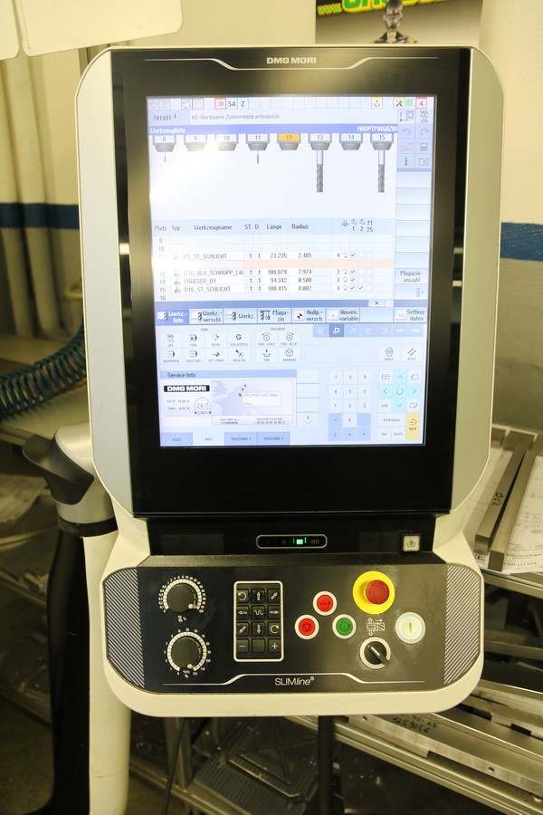 CNC Auction - DMG MORI - CMX 800 V